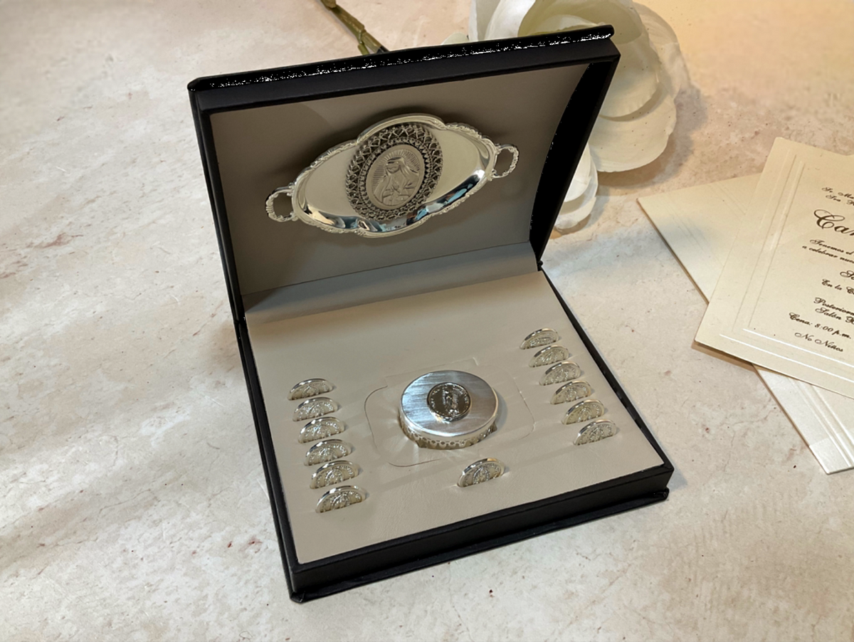 SET DE ARRAS MARIA PLATA – White Novias